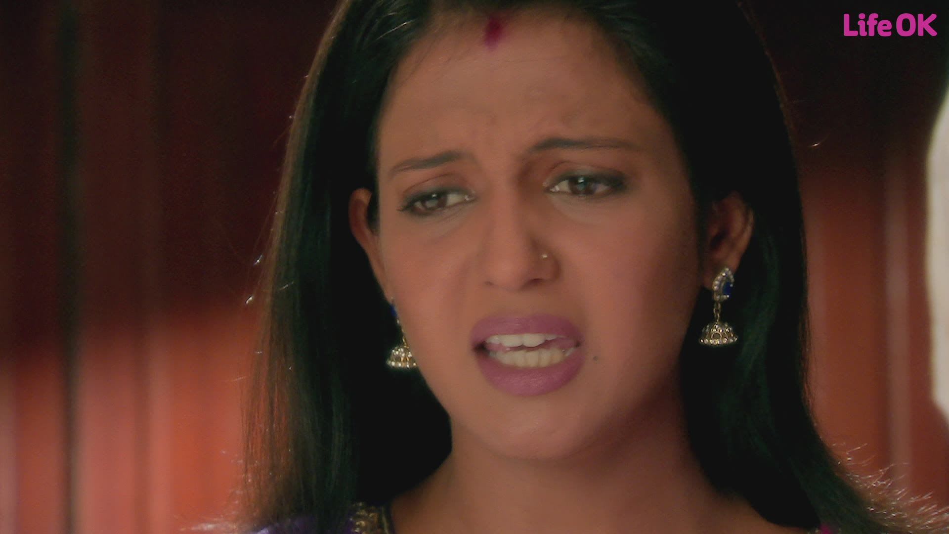 Watch Nadaan Parinde S9 Episode 7 on JioHotstar