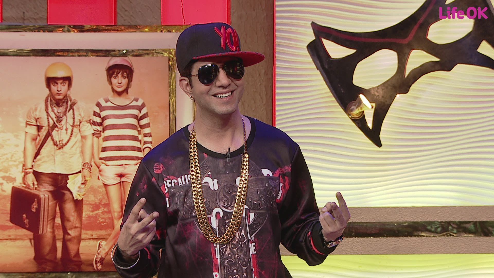 Stream SRK Ke Life OK awards- 3 Season 25 Episode 3 – SRK Ke Life OK ...